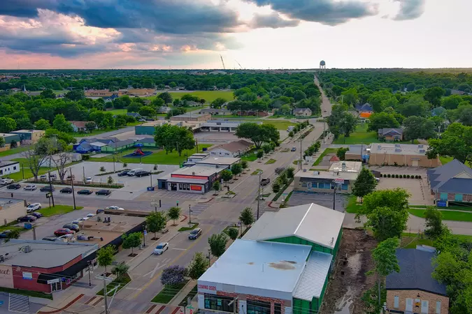 Crowley Crossing on Main Street | Crowley, TX